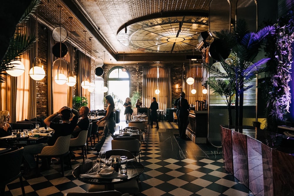 Paradise Found - V's Paradise in Old Sacramento - Sactown Magazine