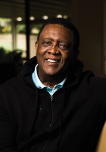 Q&A with NBA Great Bill Cartwright - Sactown Magazine
