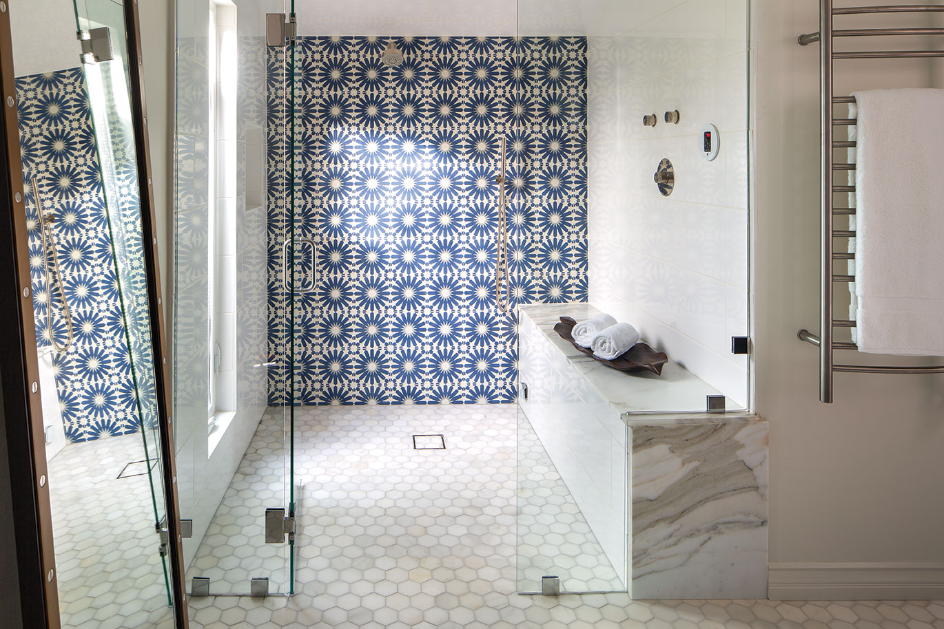 Baths of the Year 2019: Bold Contrast Bathroom - San Diego Home/Garden ...