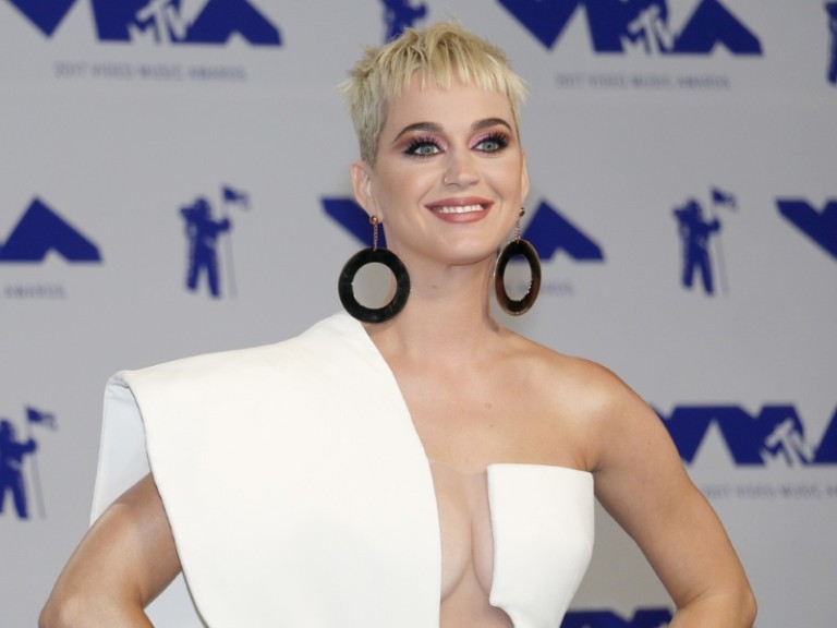 Katy Perry To Releaes A Box Set Of Her First Three Albums - Sunny 92.3 ...