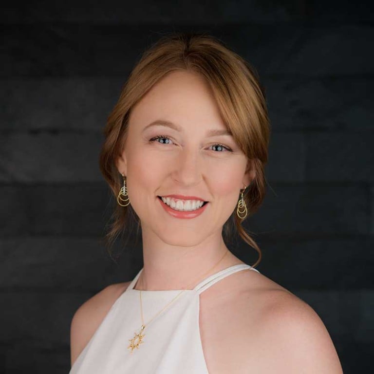 Top Single: Monique Ellsworth - Tallahassee Magazine