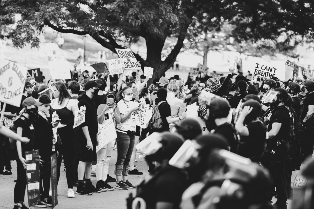 The difference between two days of gatherings is black and white