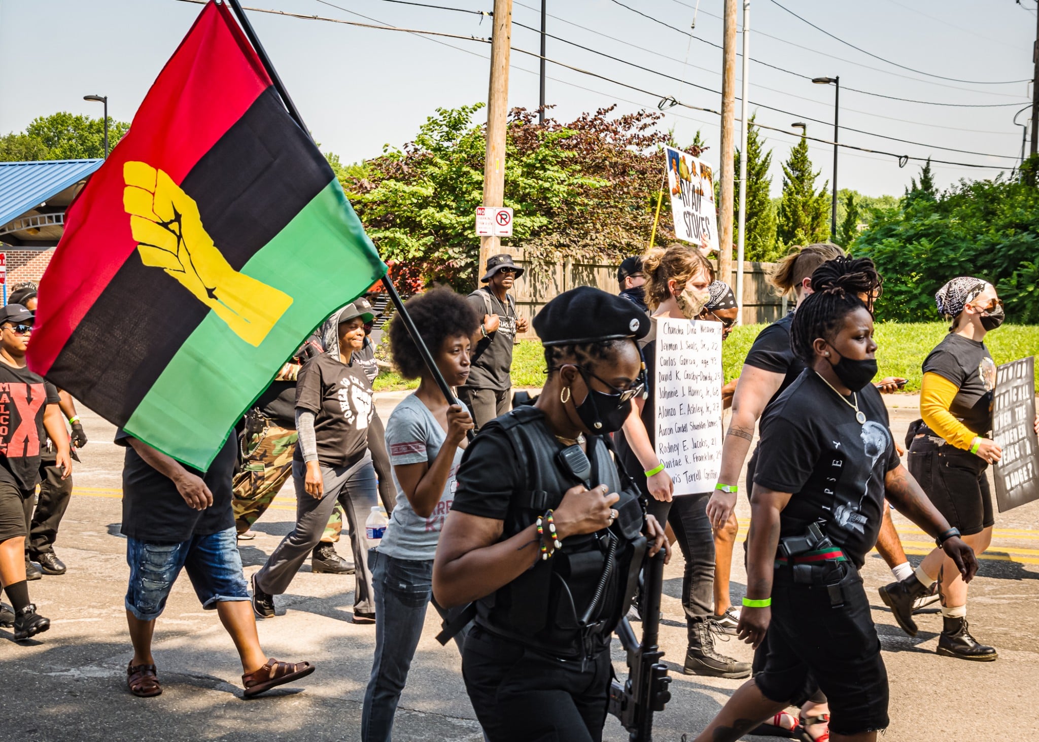 Black Panther Party marches from Troost to Prospect to show community ...