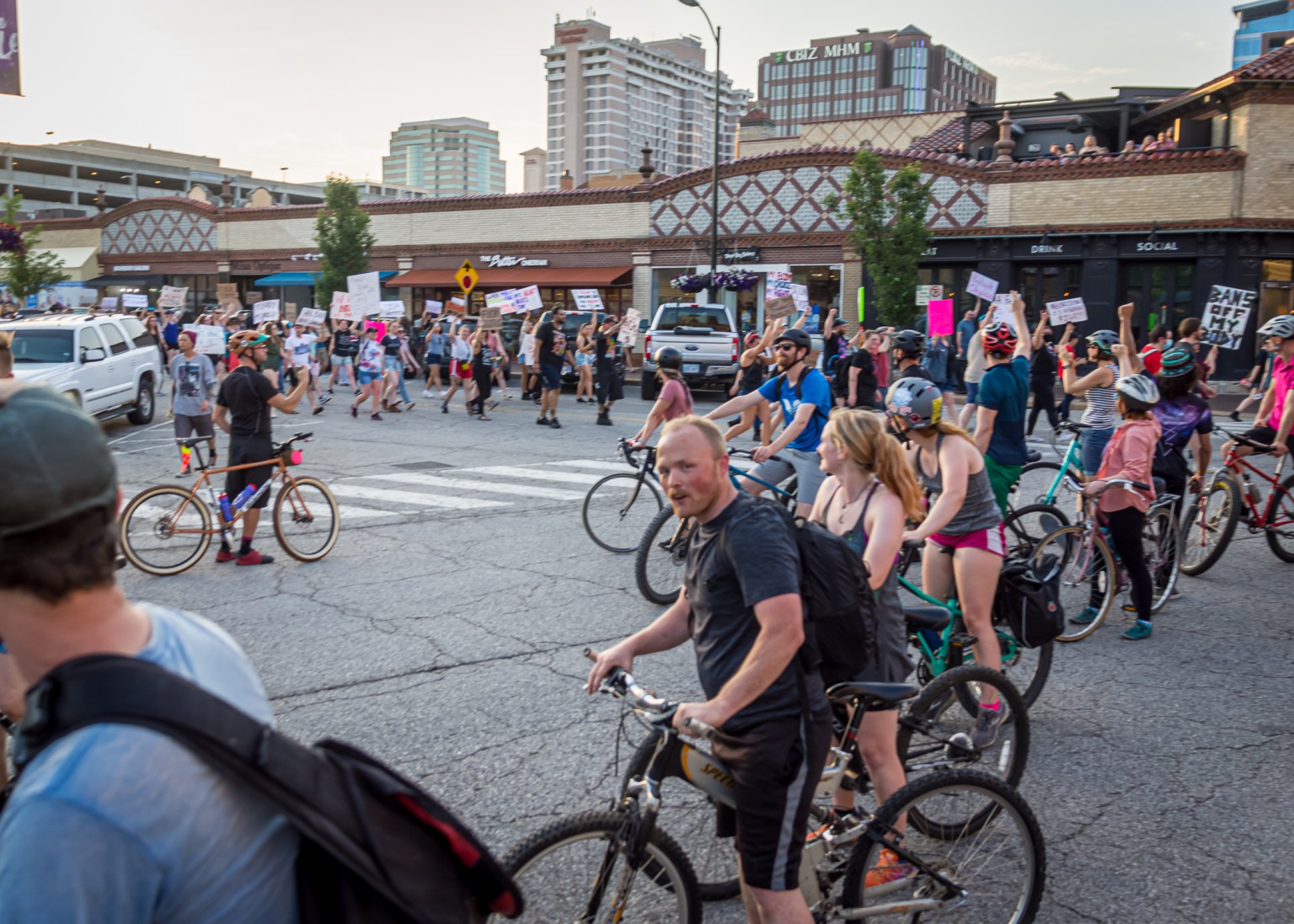 Photos: June 24 reproductive rights protest on the Plaza