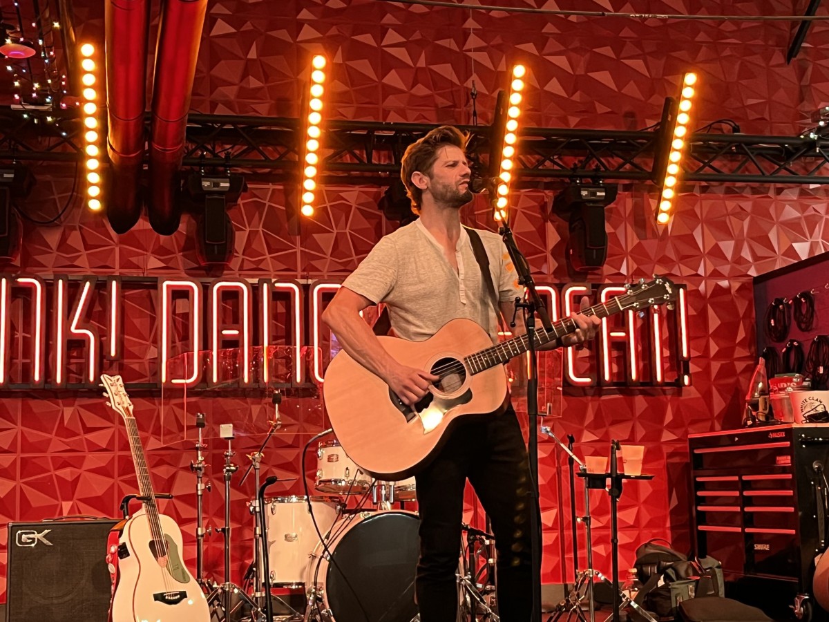 Four Inane Questions with singer/songwriter David Luther