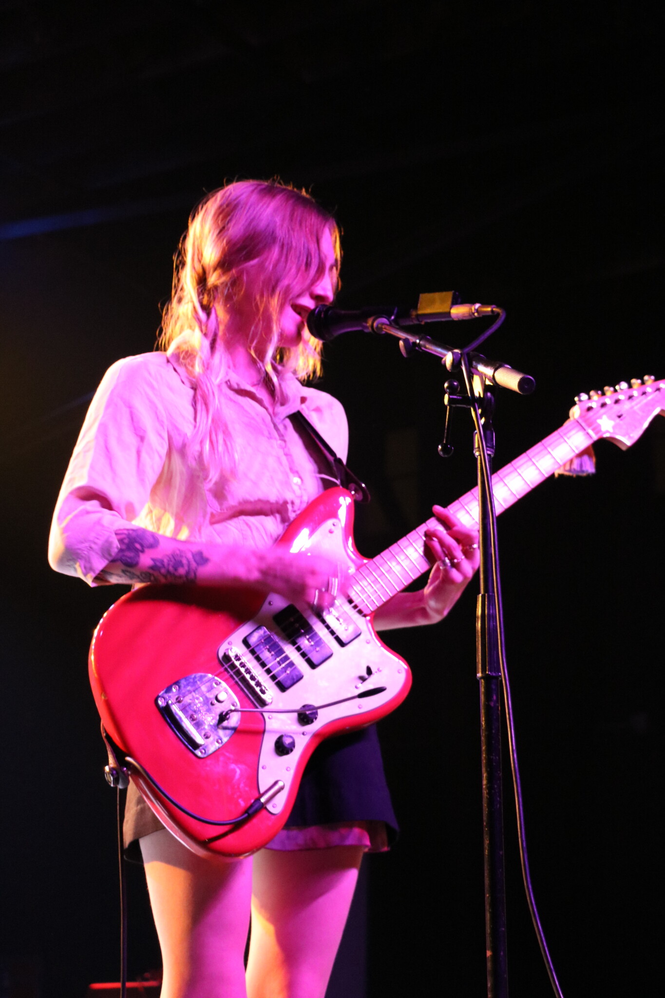 Wet Leg transformed from charmingly scrappy to fully rocking at the Truman