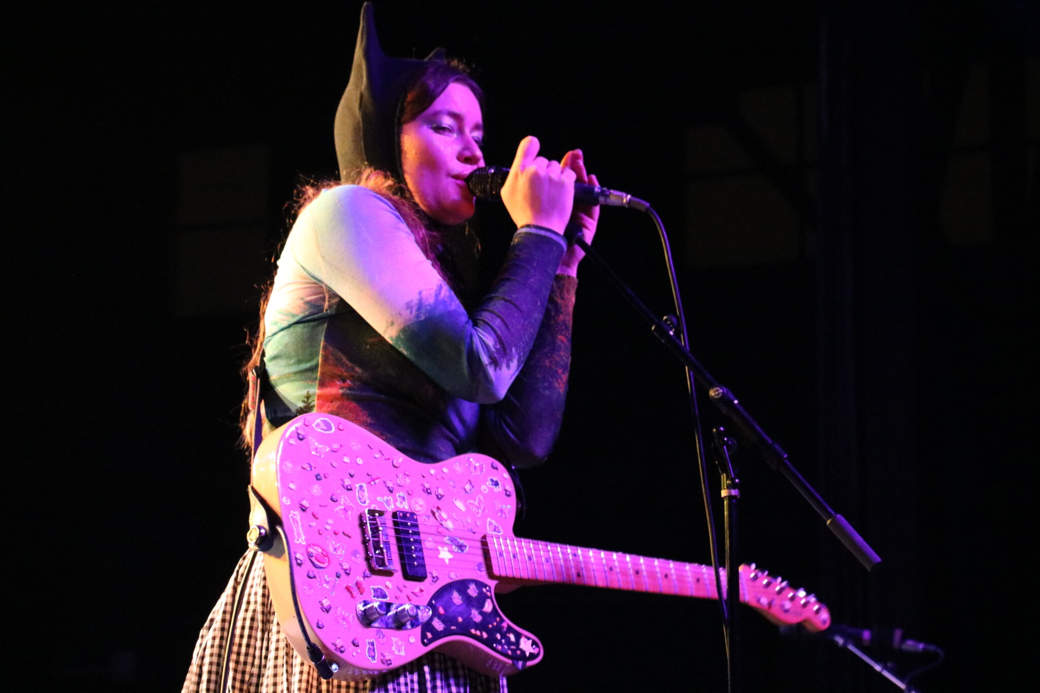 Wet Leg transformed from charmingly scrappy to fully rocking at the Truman