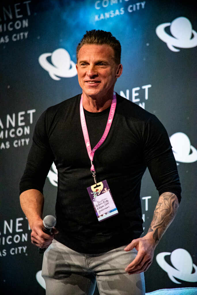 Photos: Planet Comicon Kansas City 2023 celebs, cosplay, and man-eating ...