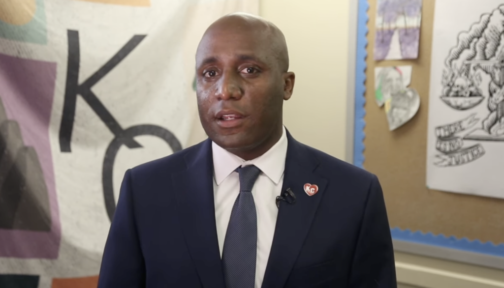 Mayor Quinton Lucas announces appointees to Commission on Reparations Mayor Quinton Lucas announces appointees to Commission on Reparations