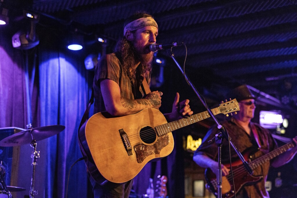 Photos: Alex Williams and MarDe Brooks revive outlaw country at ...