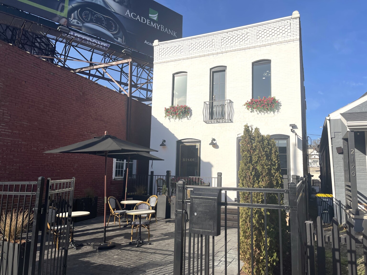 European-inspired Bisou is Westside’s newest (& prettiest?) cafe