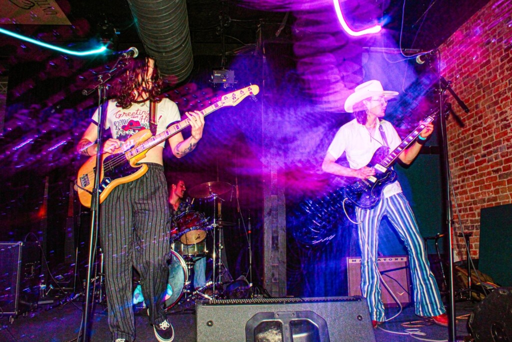 Premiere: Captain Howdy and the Sunset Serenaders' track 'Shady Grove ...