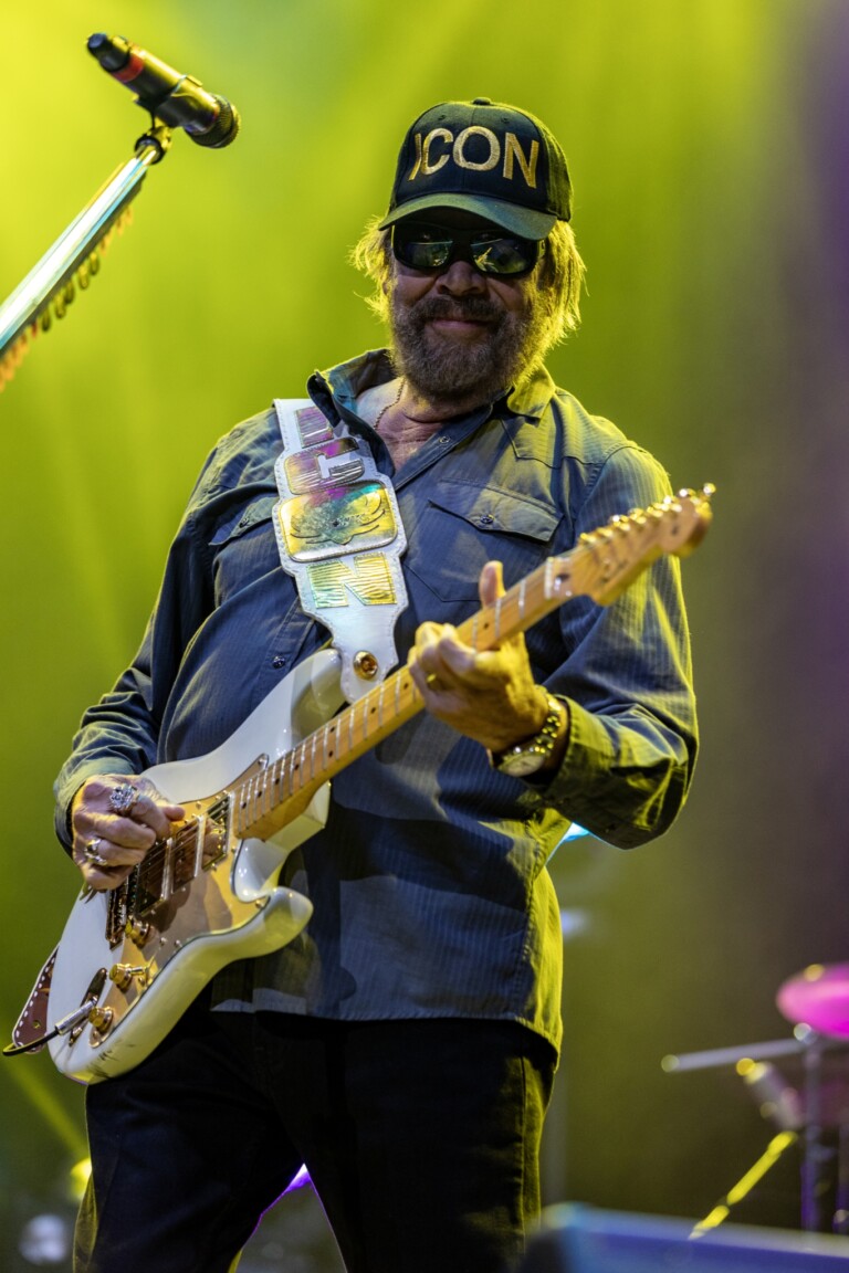 Photos: Hank Williams Jr. says his fond farewell to Kansas City on ...