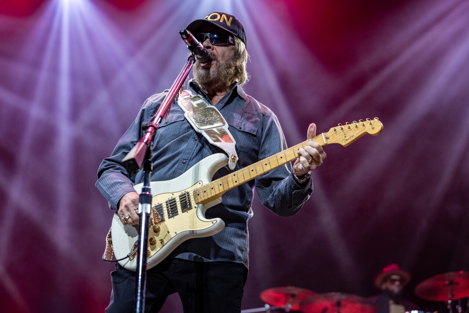 Photos: Hank Williams Jr. says his fond farewell to Kansas City on ...