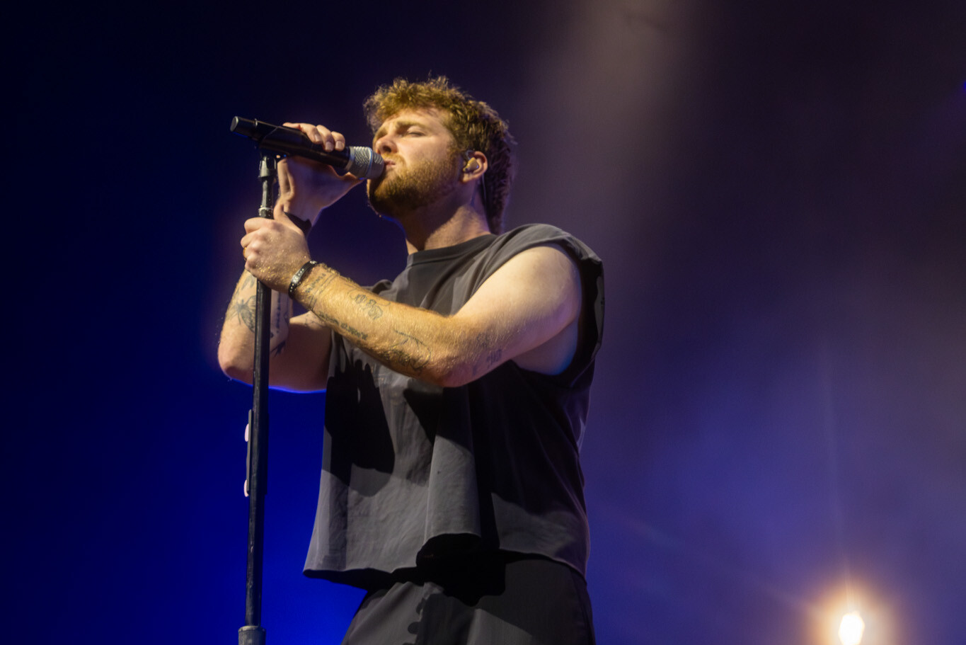 Photos: Alex Warren went from YouTube to real life with Cheaper Than ...