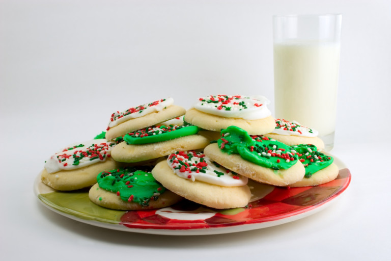Christmas Cookies Kids Can Help You Make - TulsaKids Magazine