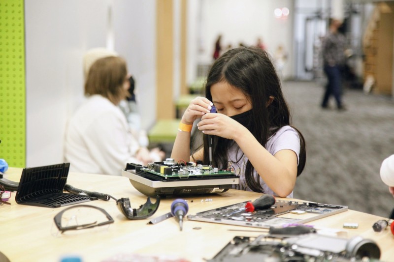 Introduce a Girl to Engineering: - TulsaKids Magazine