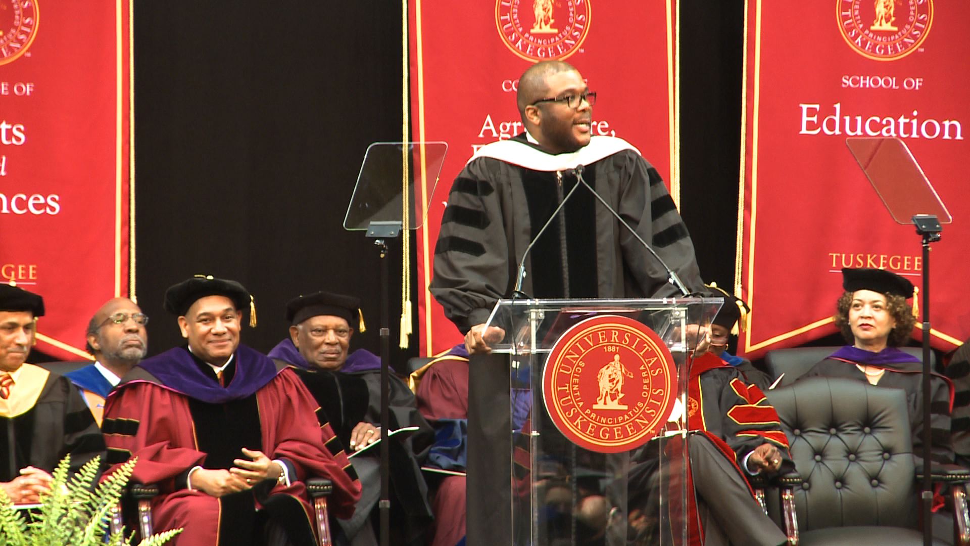 Tyler Perry Speaks At Tuskegee University Commencement - WAKA 8