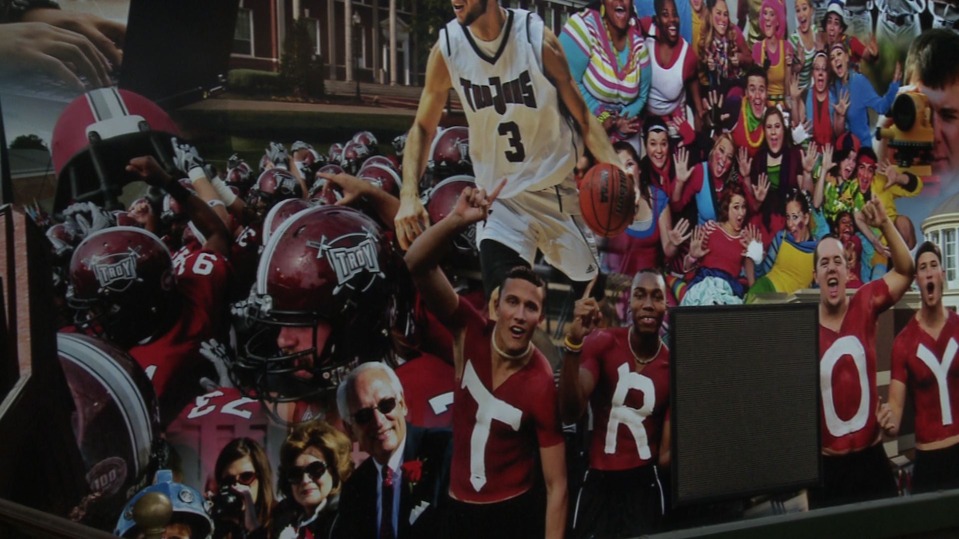 Troy University Celebrates National College Colors Day - WAKA 8