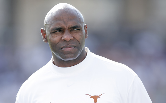 Charlie Strong says he wants to stay at Texas - WAKA 8
