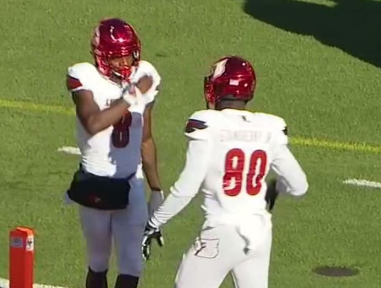 Louisville's Jackson: Gesture was 'zip it,' not throat slash - WAKA 8