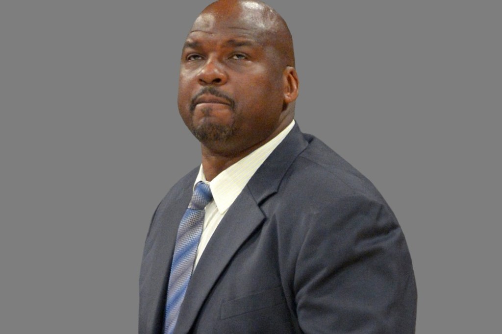 Former Auburn Assistant Coach Chuck Person to Plead Guilty - WAKA 8