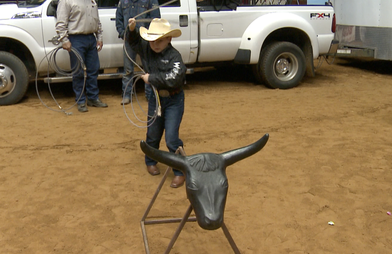 SLE Rodeo Western Festival Offers Fun for Children - WAKA 8