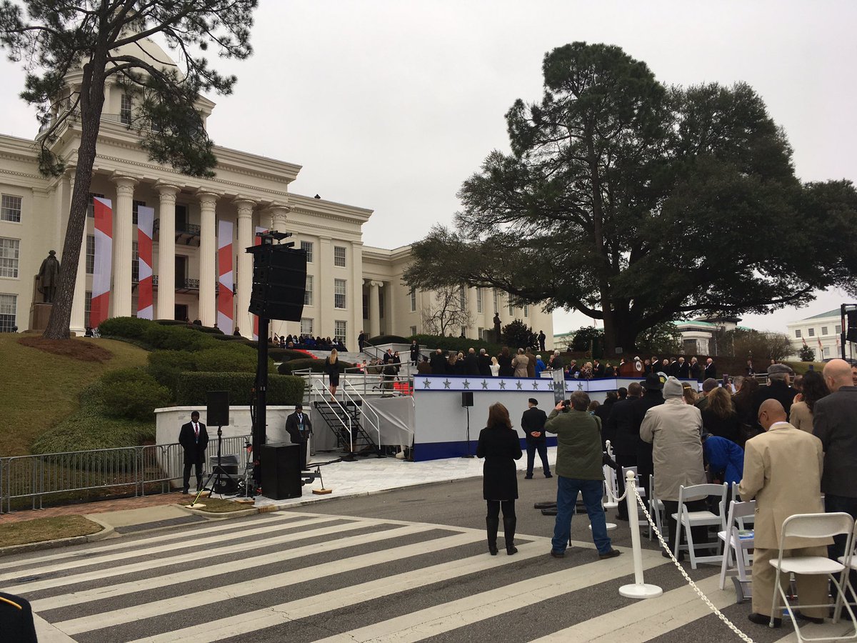 Alabama's Inauguration Draws Many to Downtown Montgomery - WAKA 8