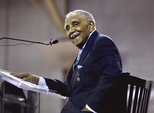 Civil Rights Leader Rev. Joseph Lowery, Alabama Native, Dies at 98 - WAKA 8