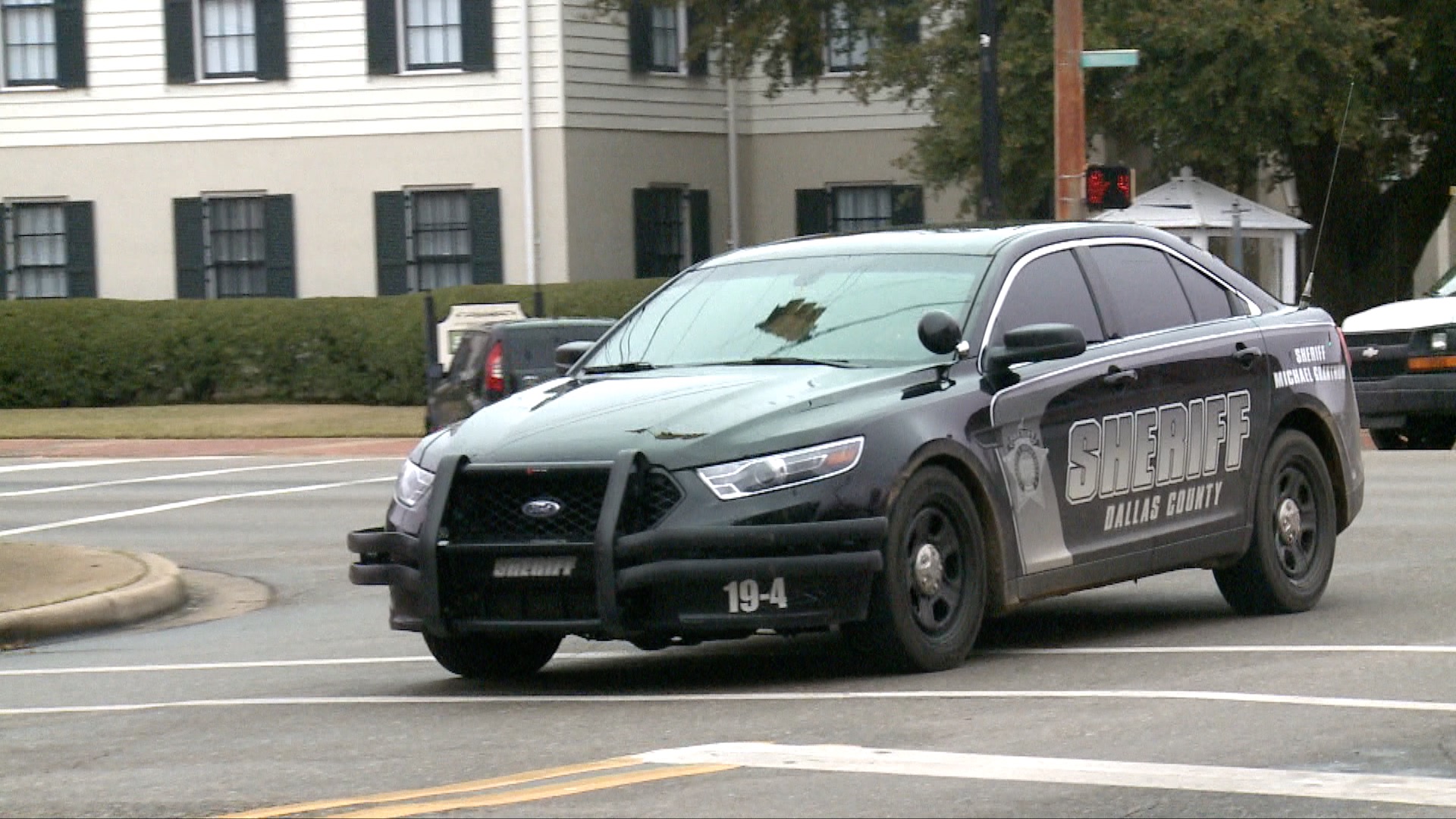 Dallas Co. Sheriff's Office Patrol Cars Being Upgraded - WAKA 8