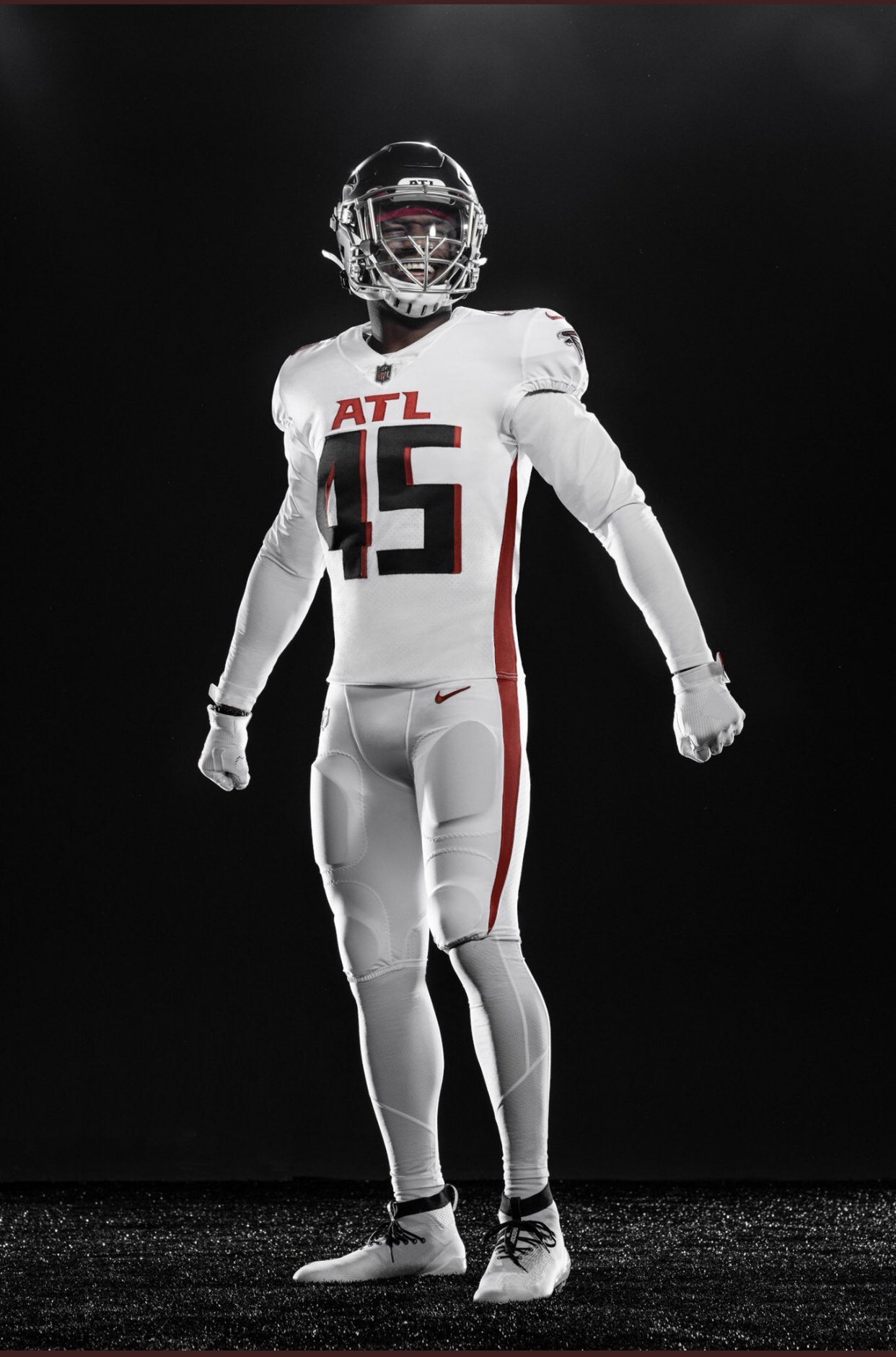 Falcons unveil new, redesigned uniforms for first time in 17 years - WAKA 8