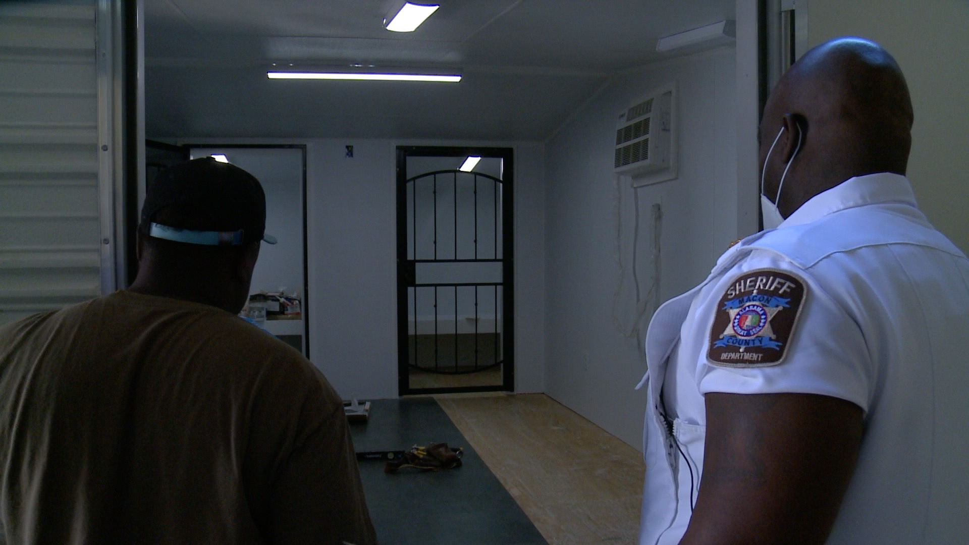 Sheriff Builds Coronavirus Quarantine Space - WAKA 8