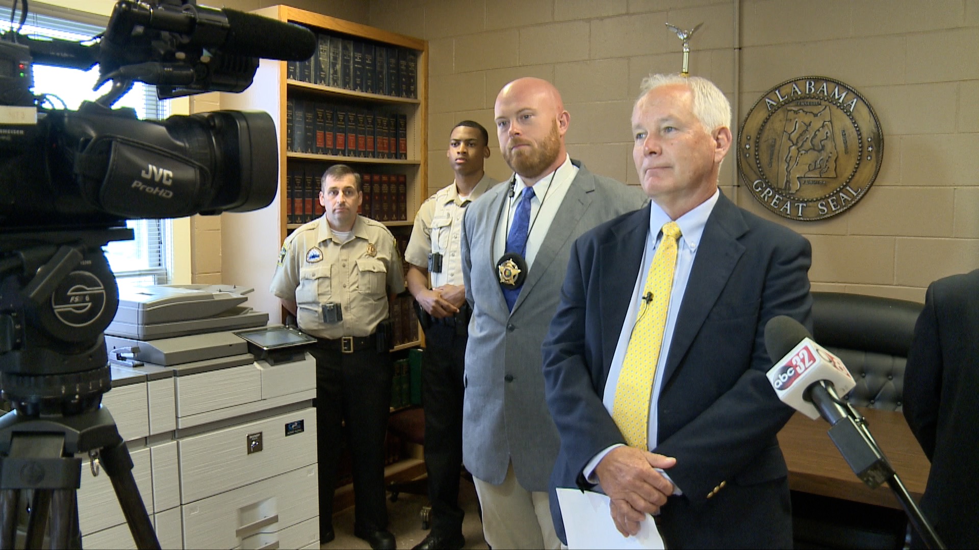 Fifteen Year Old Juvenile Charged with Murder in Lowndes Co. - WAKA 8