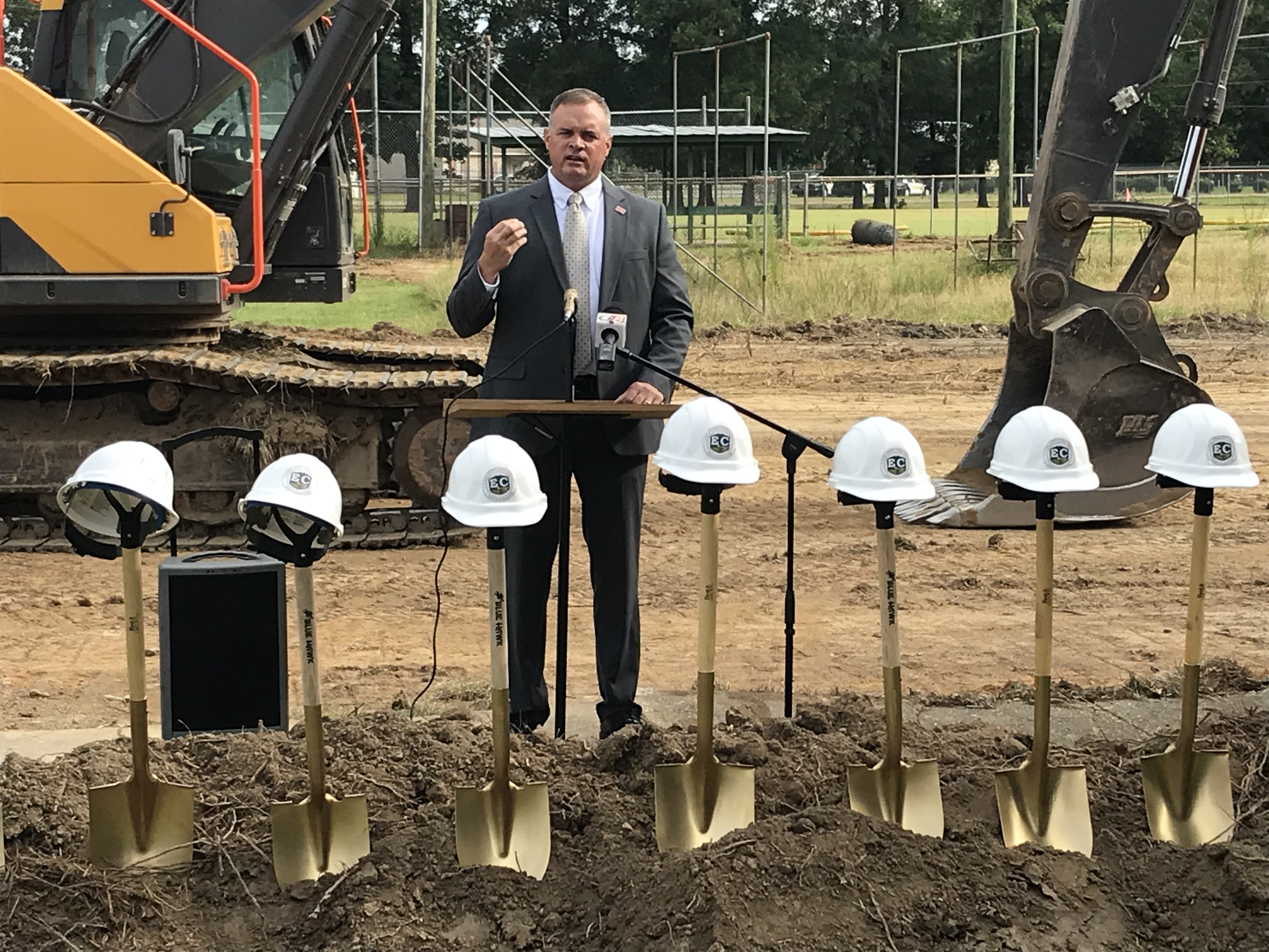 Elmore County Tech Center Breaks Ground on New Facility - WAKA 8