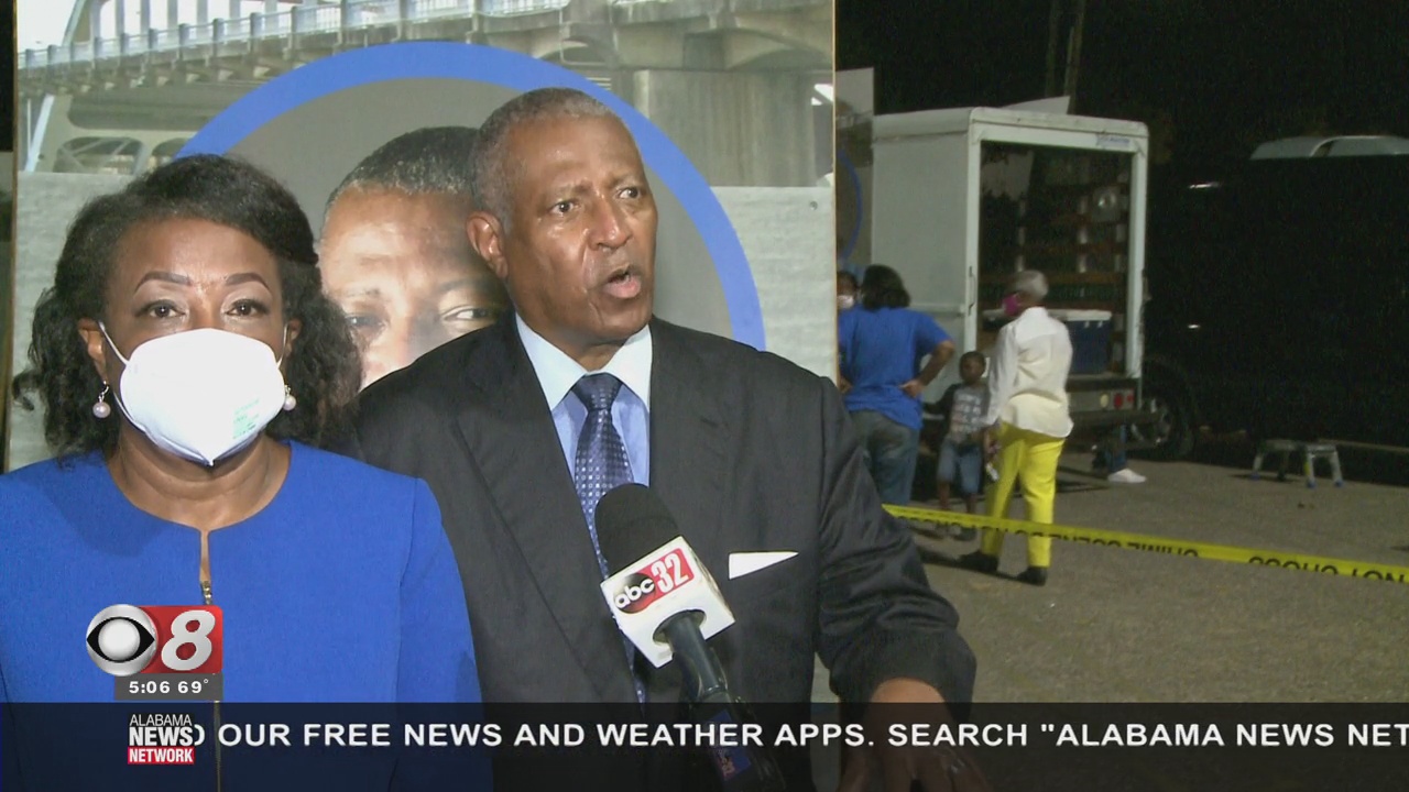 James Perkins Defeats Miah Jackson in Selma Mayor's Race - WAKA 8