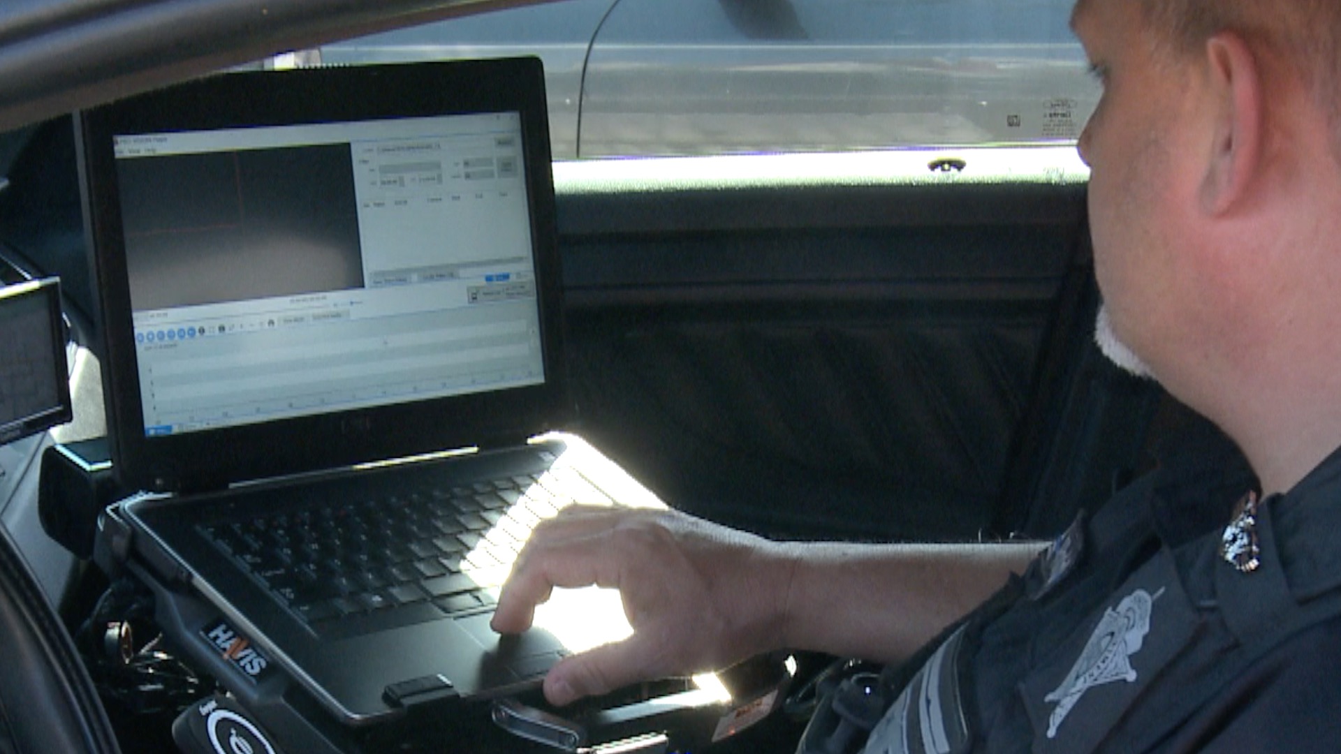 Dallas Co. Patrol Cars Get On Board Computers - WAKA 8