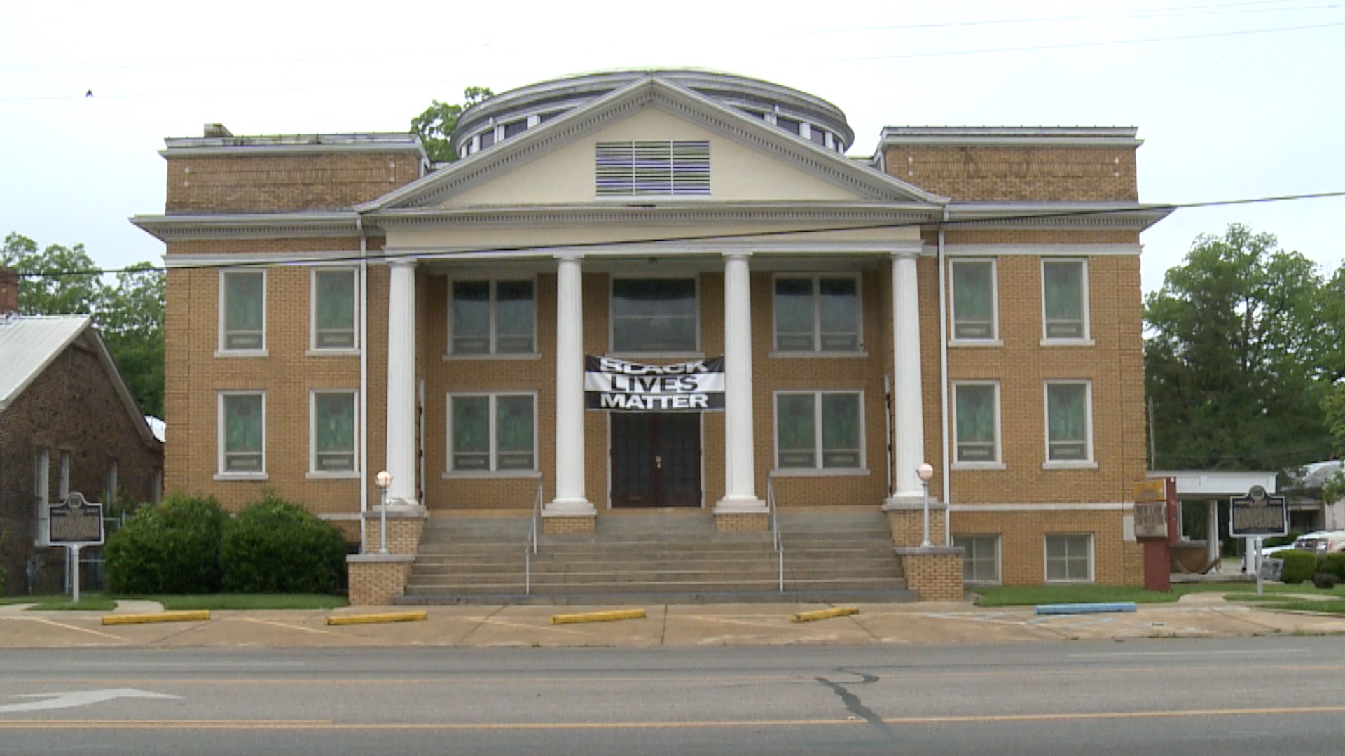 Historic Tabernacle Baptist Church Commemorates First Mass Meeting - WAKA 8