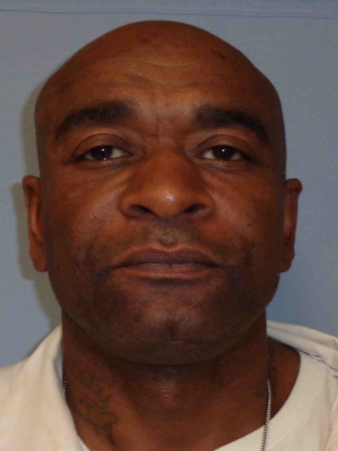 Escaped Inmate on the Run in Montgomery - WAKA 8
