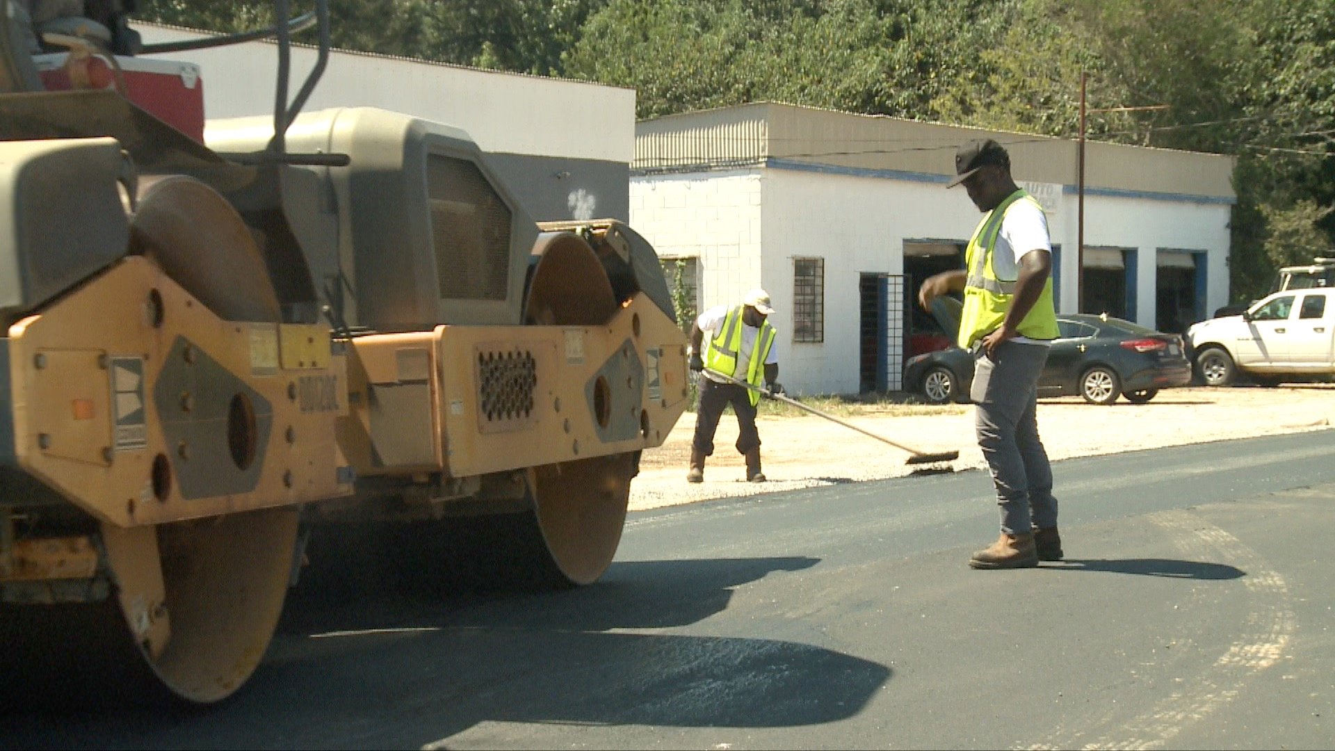 Road Improvement Projects Underway in Dallas Co. - WAKA 8