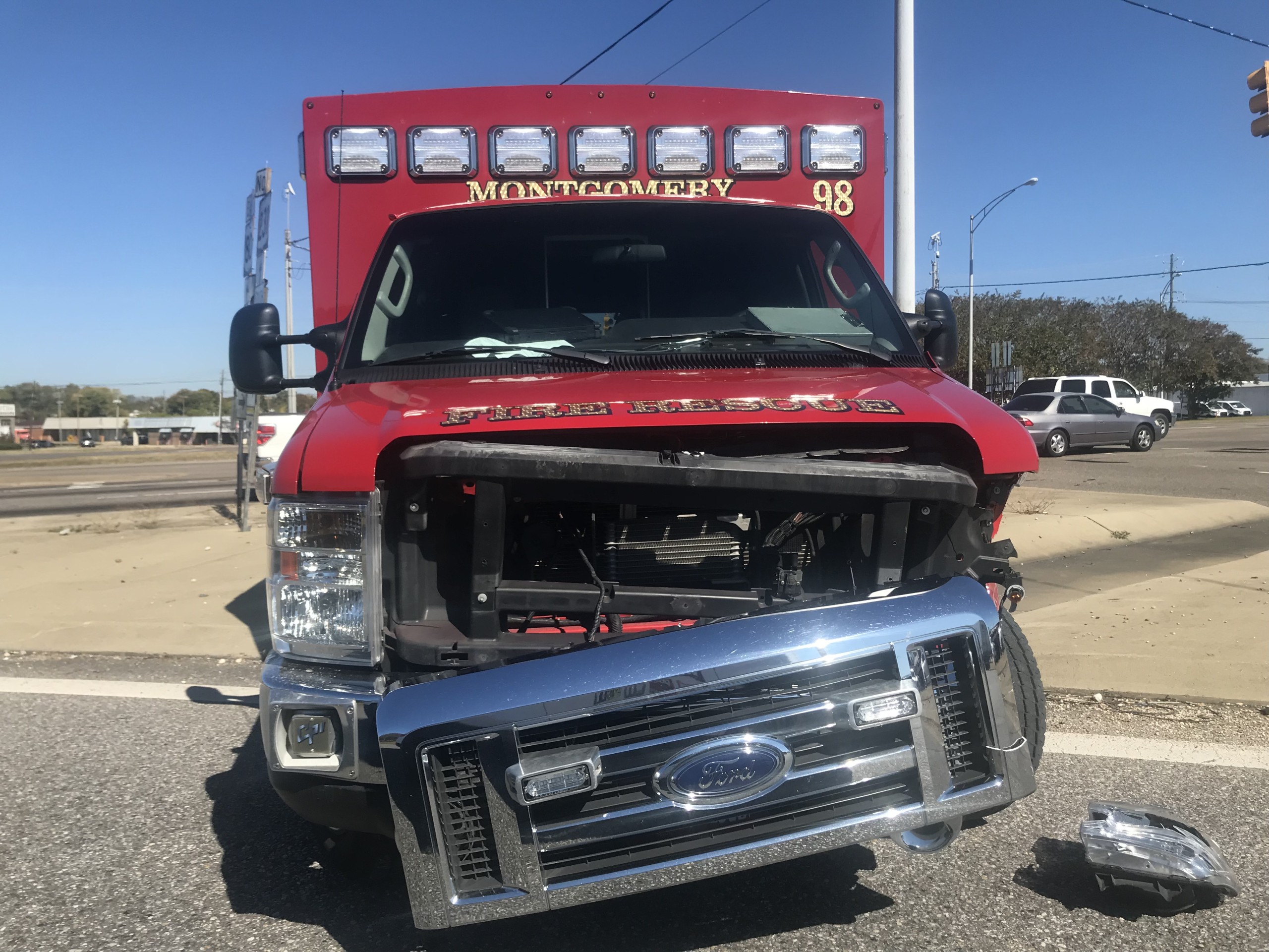 Montgomery Fire/Rescue Vehicle Involved in Crash - WAKA 8