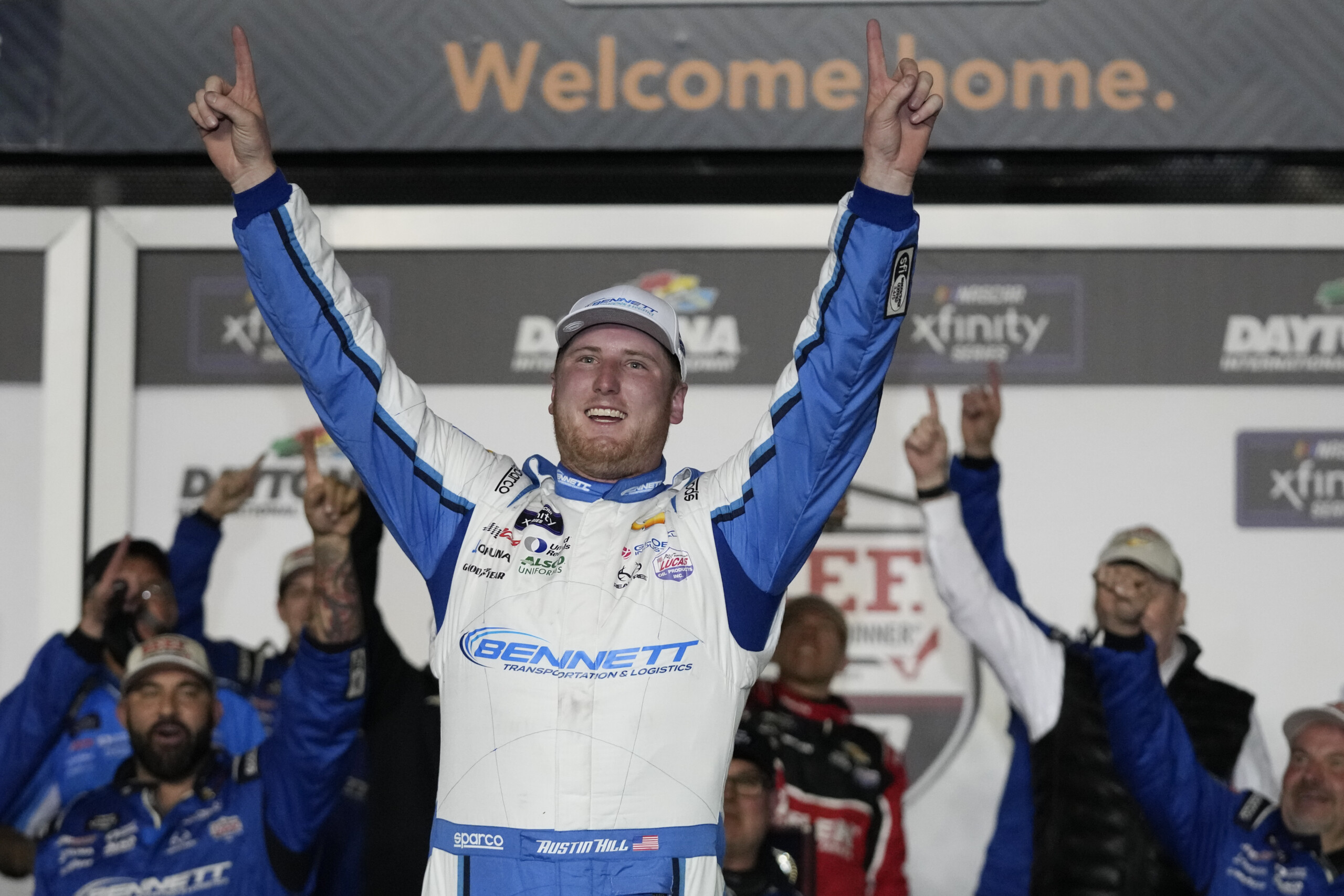 Austin Hill wins Xfinity Series opening race at Daytona - WAKA 8