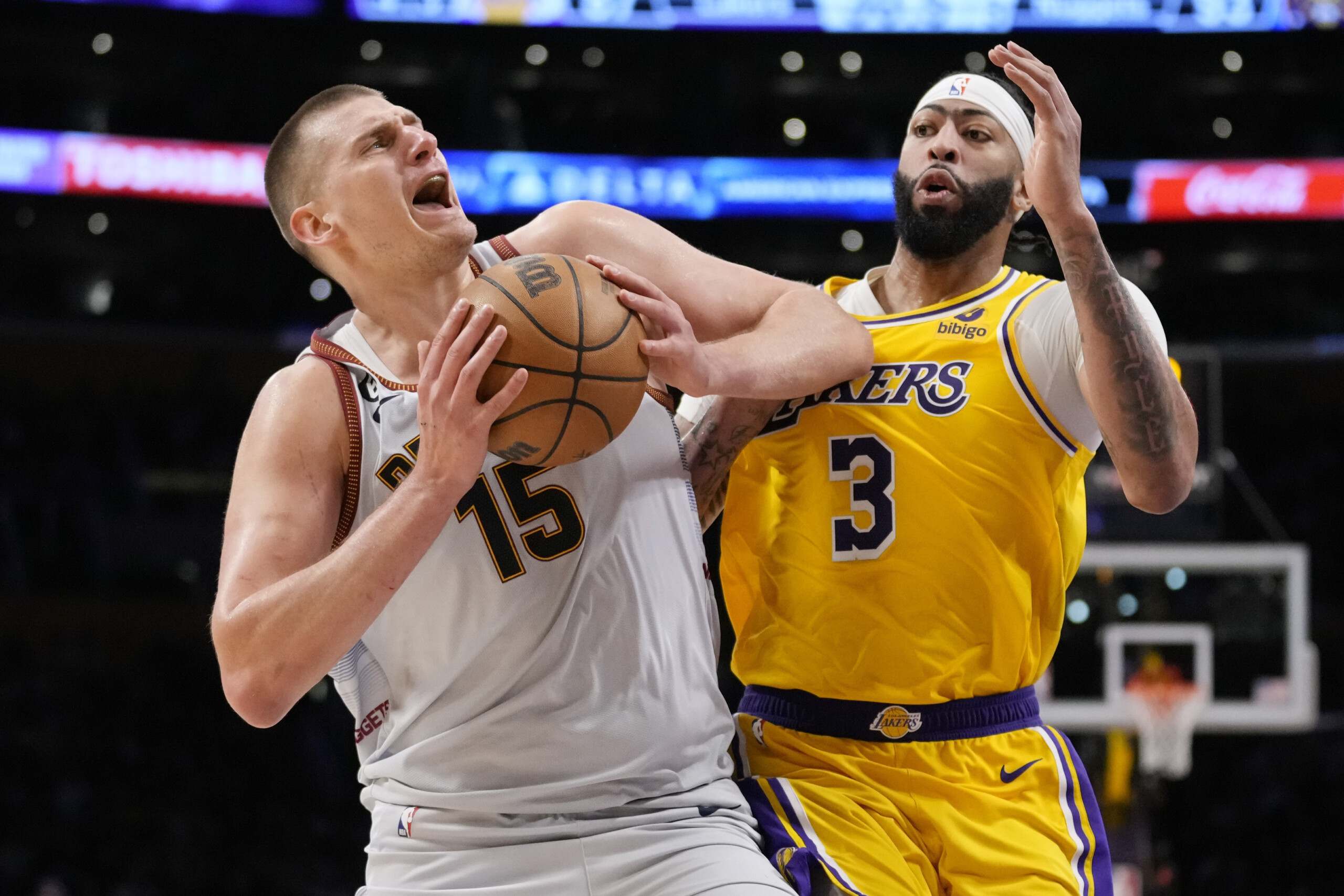 Jokic Leads Denver Nuggets Past LeBron's Lakers 113-111, into Their First NBA Finals - WAKA 8