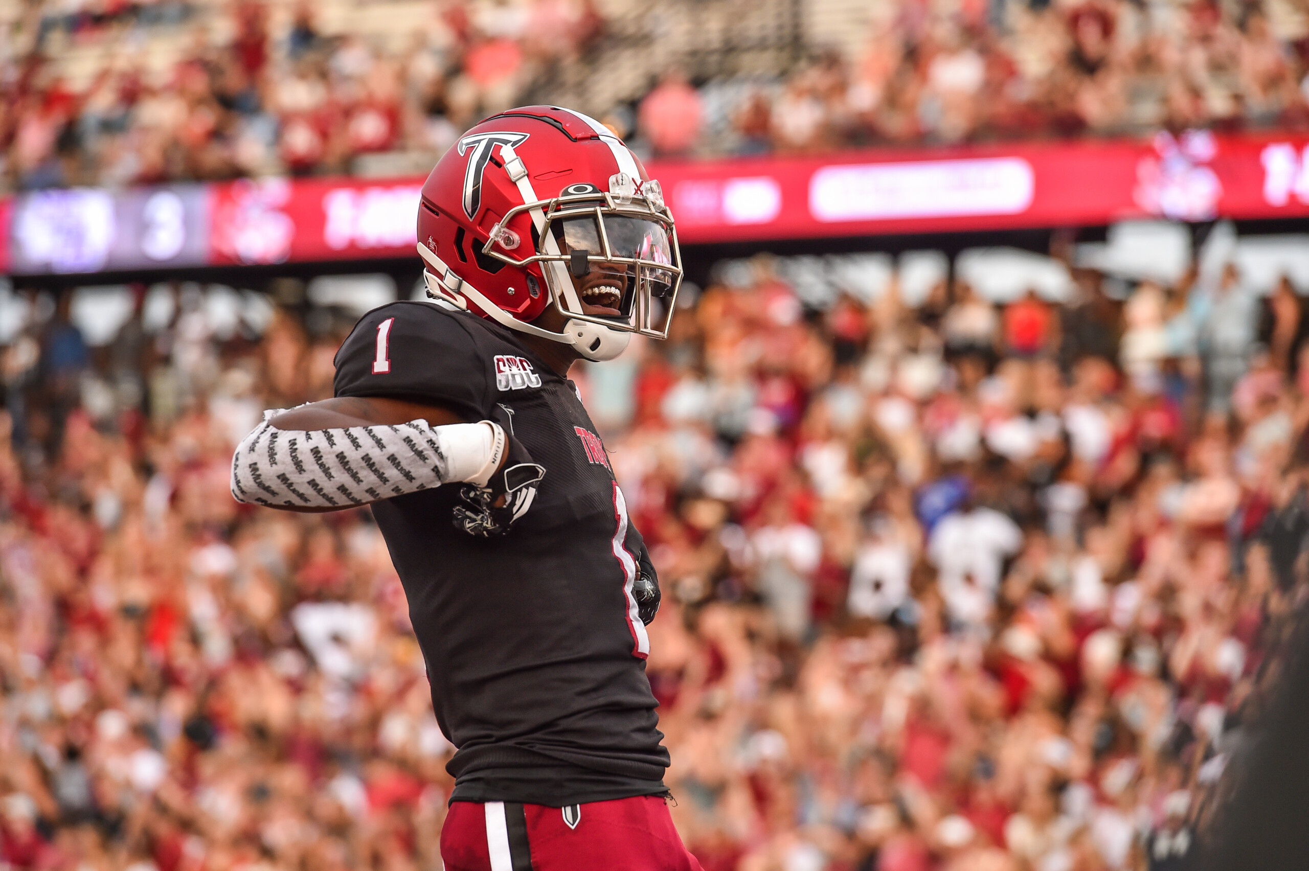 Troy set to take on #15 Kansas State on Saturday - WAKA 8