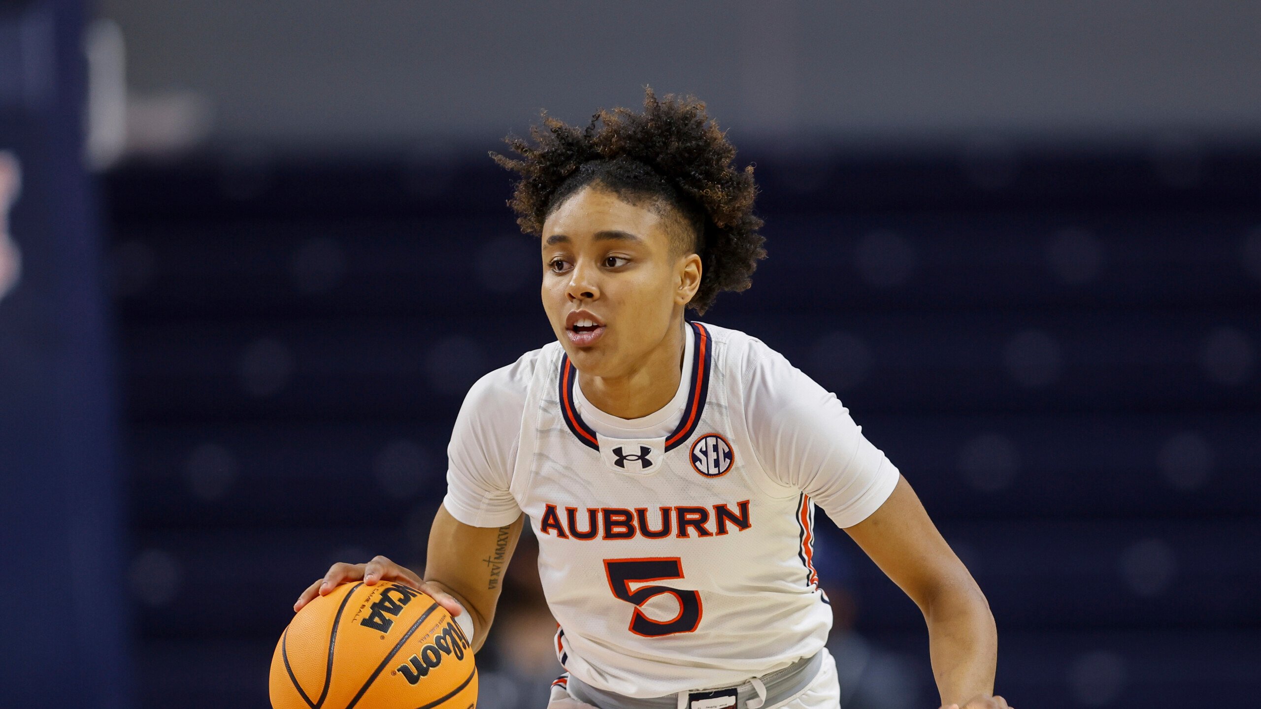 The Lady Tigers defeat Washington State 69-62 - WAKA 8