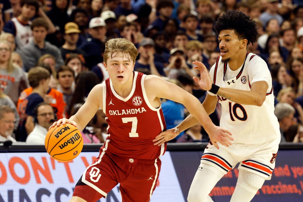 Broome, Baker-Mazara score 15 as No. 1 Auburn basketball tops Oklahoma ...