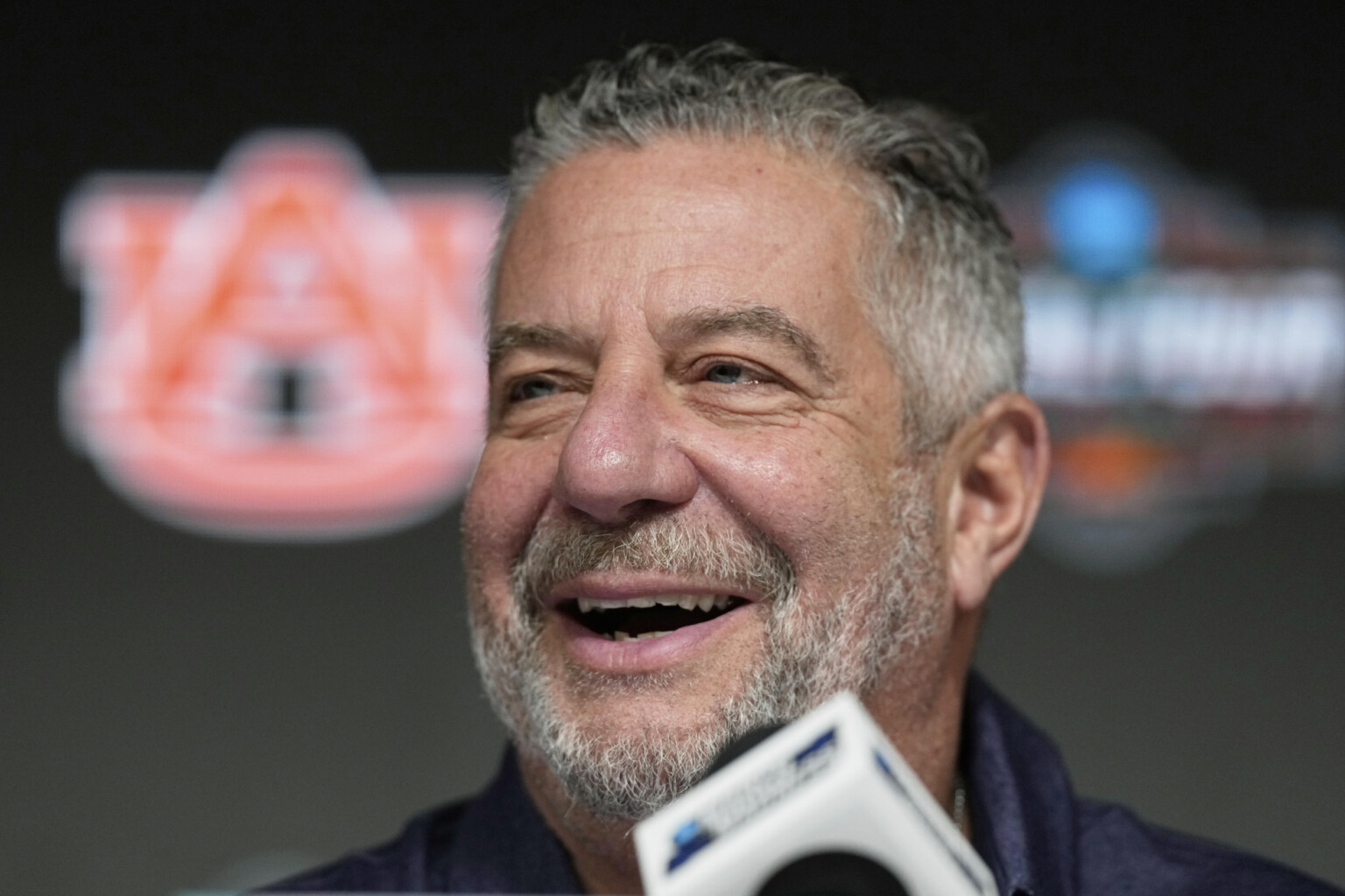 Bruce Pearl retires as Auburn head basketball coach - WAKA 8