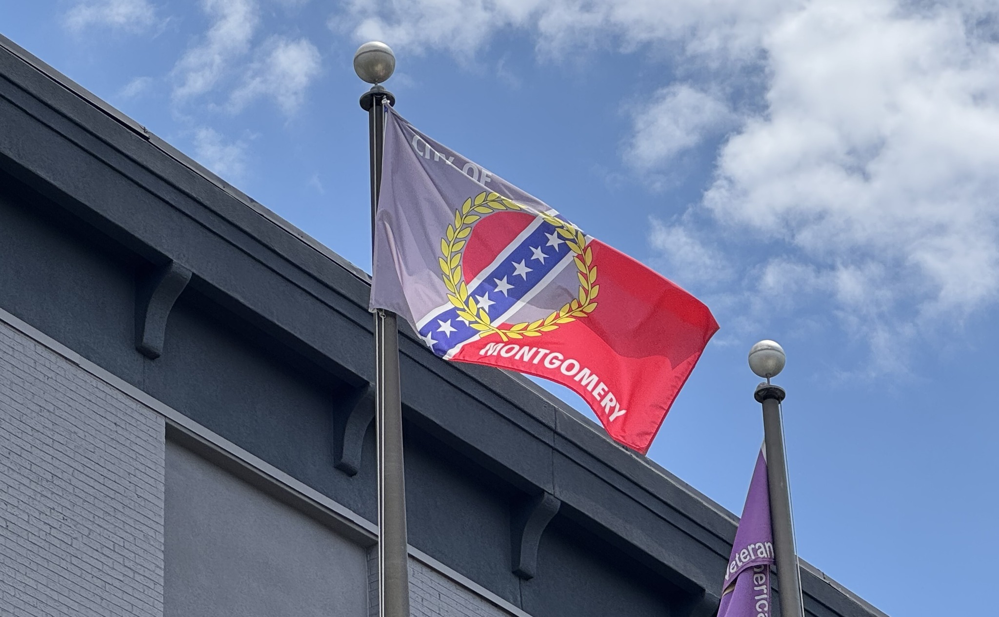 Five finalists chosen for new flag for City of Montgomery - WAKA 8