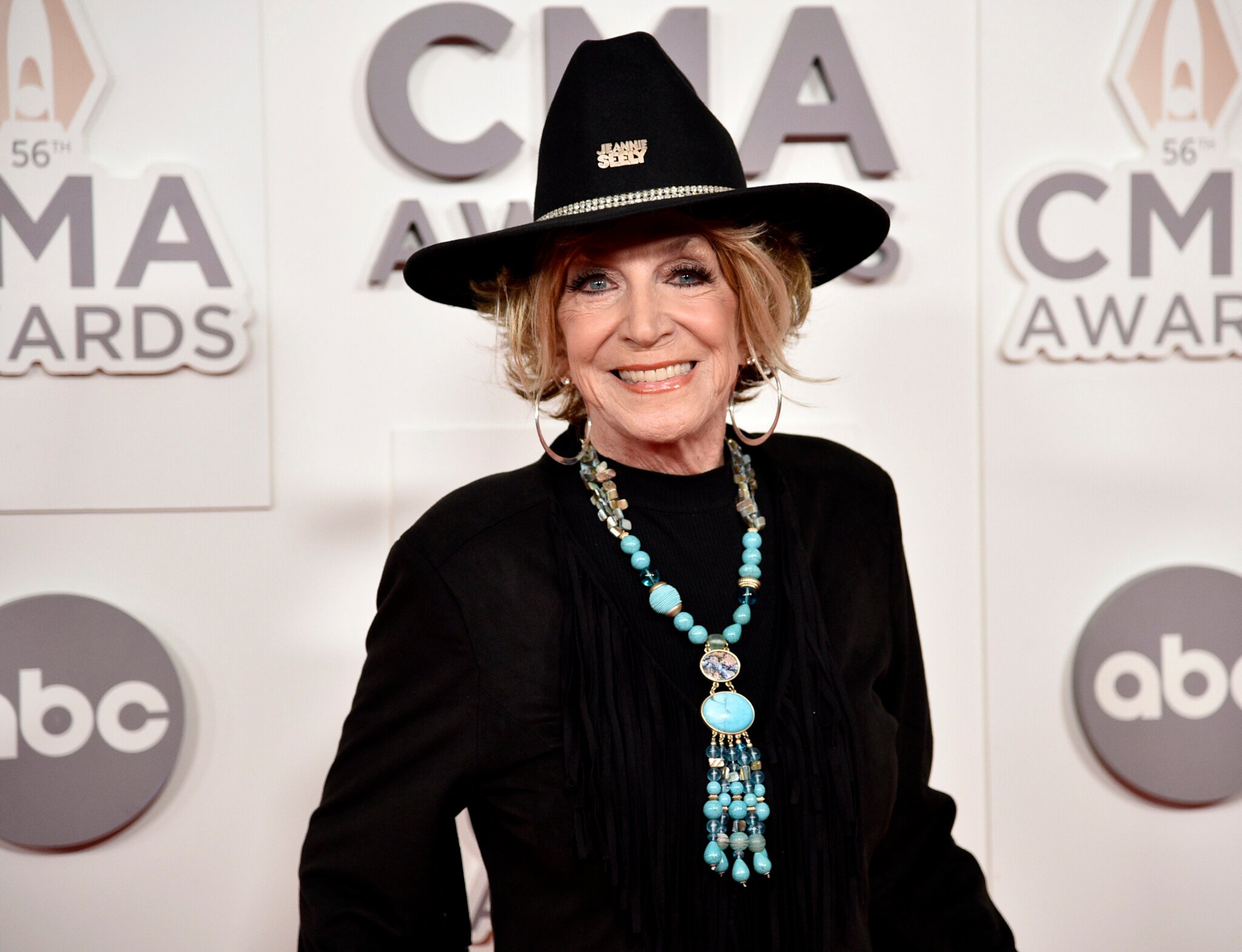 Grand Ole Opry star Jeannie Seely dies at 85 - WAKA 8