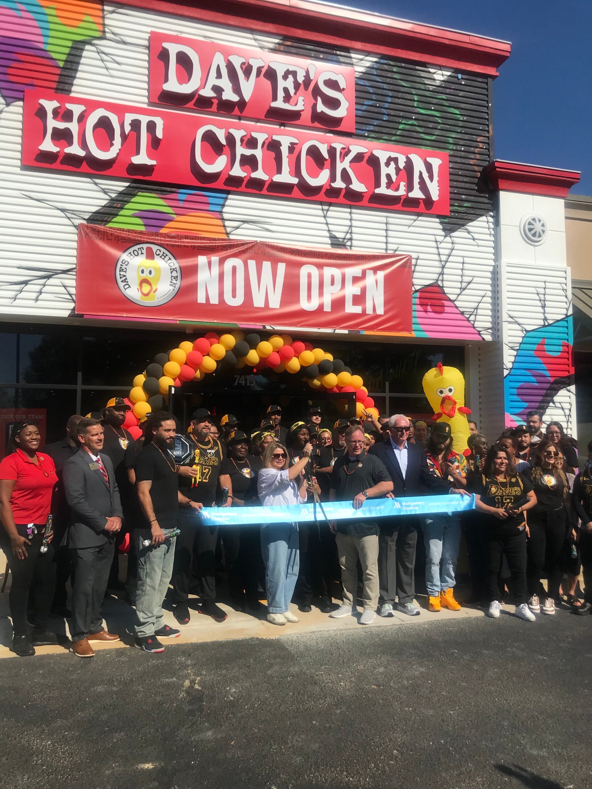 Dave's Hot Chicken national restaurant chain opens location in ...