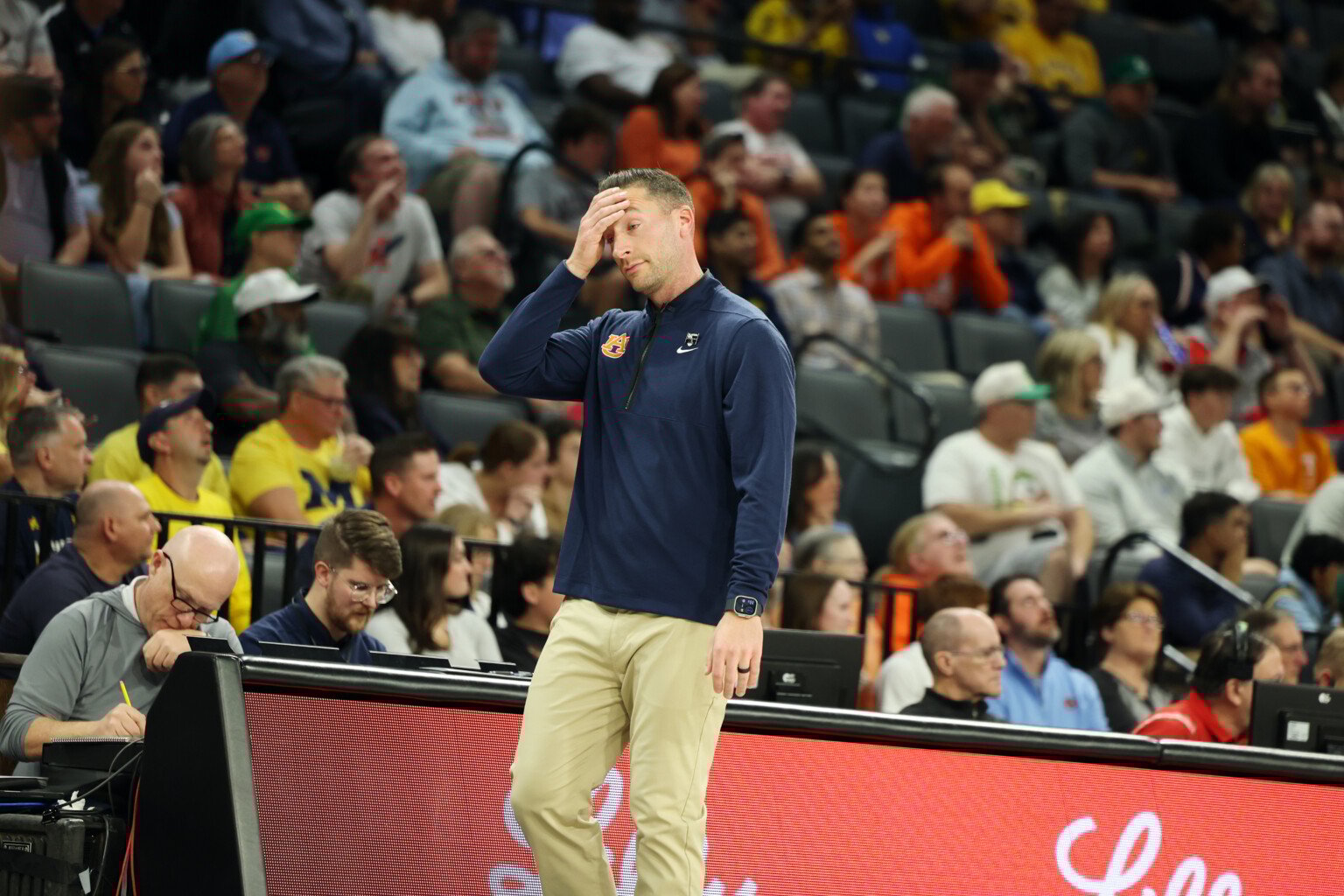 No. 7 Michigan routs No. 21 Auburn 102-72 in Players Era Championship ...